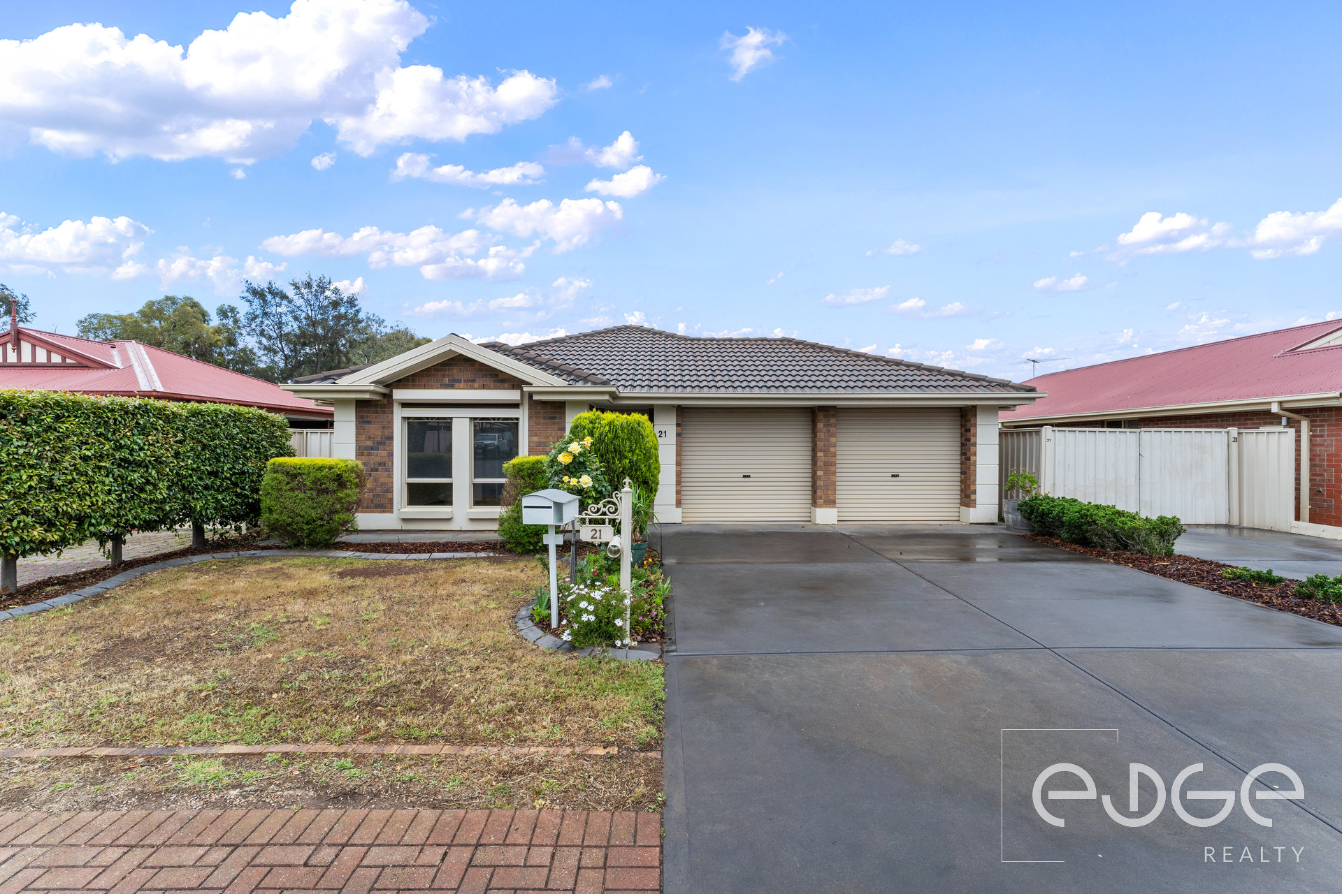 Buy 21 Arcadia Drive, Smithfield SA - Modern 3-Bed Family Home | Edge ...